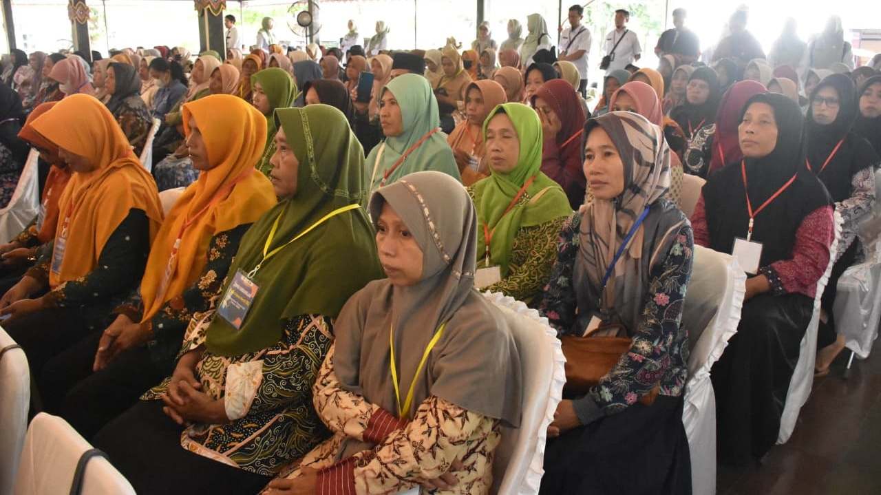 415 KPM PKH Purworejo Graduasi Mandiri 2026, Bukti Turunnya Angka ...