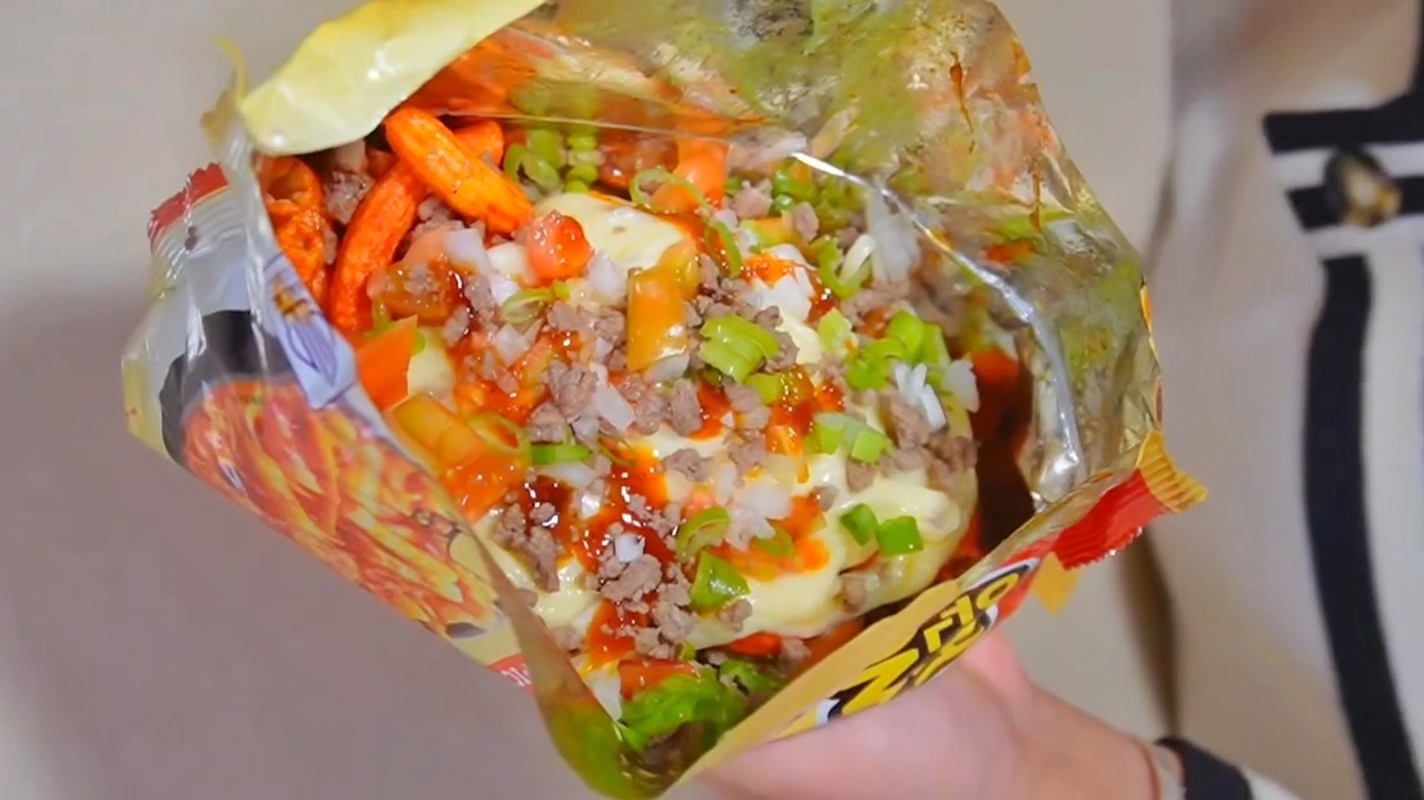 Snack Campur Jajanan Viral Asal Amerika yang Eksis di Indonesia!