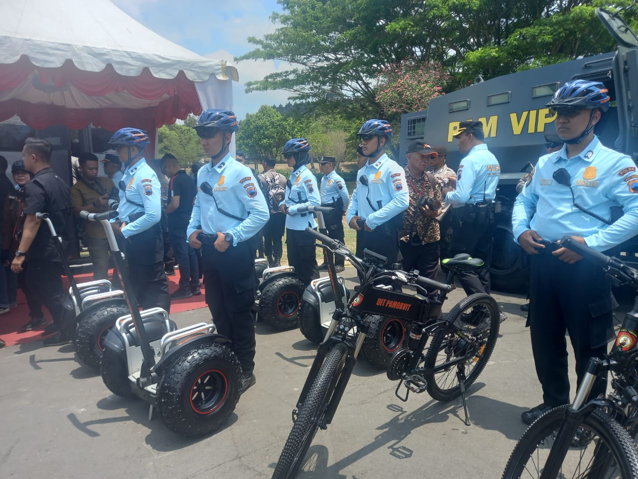 Baharkam Polri Serahkan 10 CCTV dan Sepeda Elektrik untuk Pengawasan ...