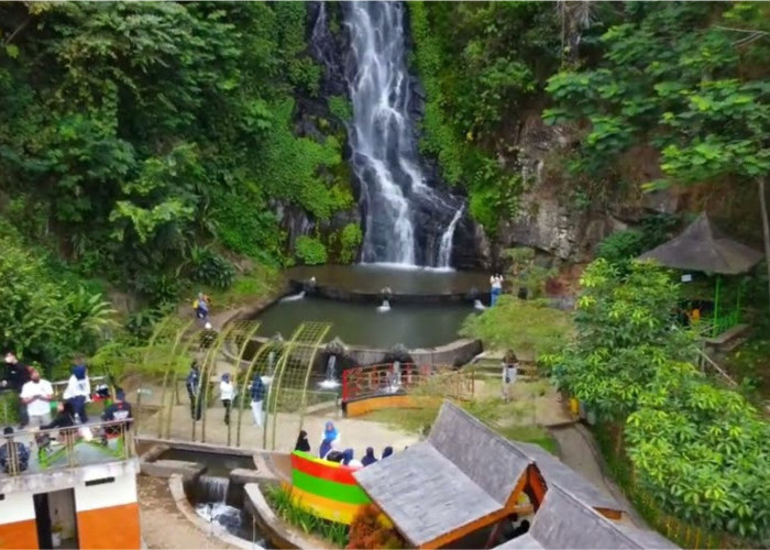 Pesona Air Terjun Sumuran Magelang, Panorama Alam yang Tersembunyi di ...